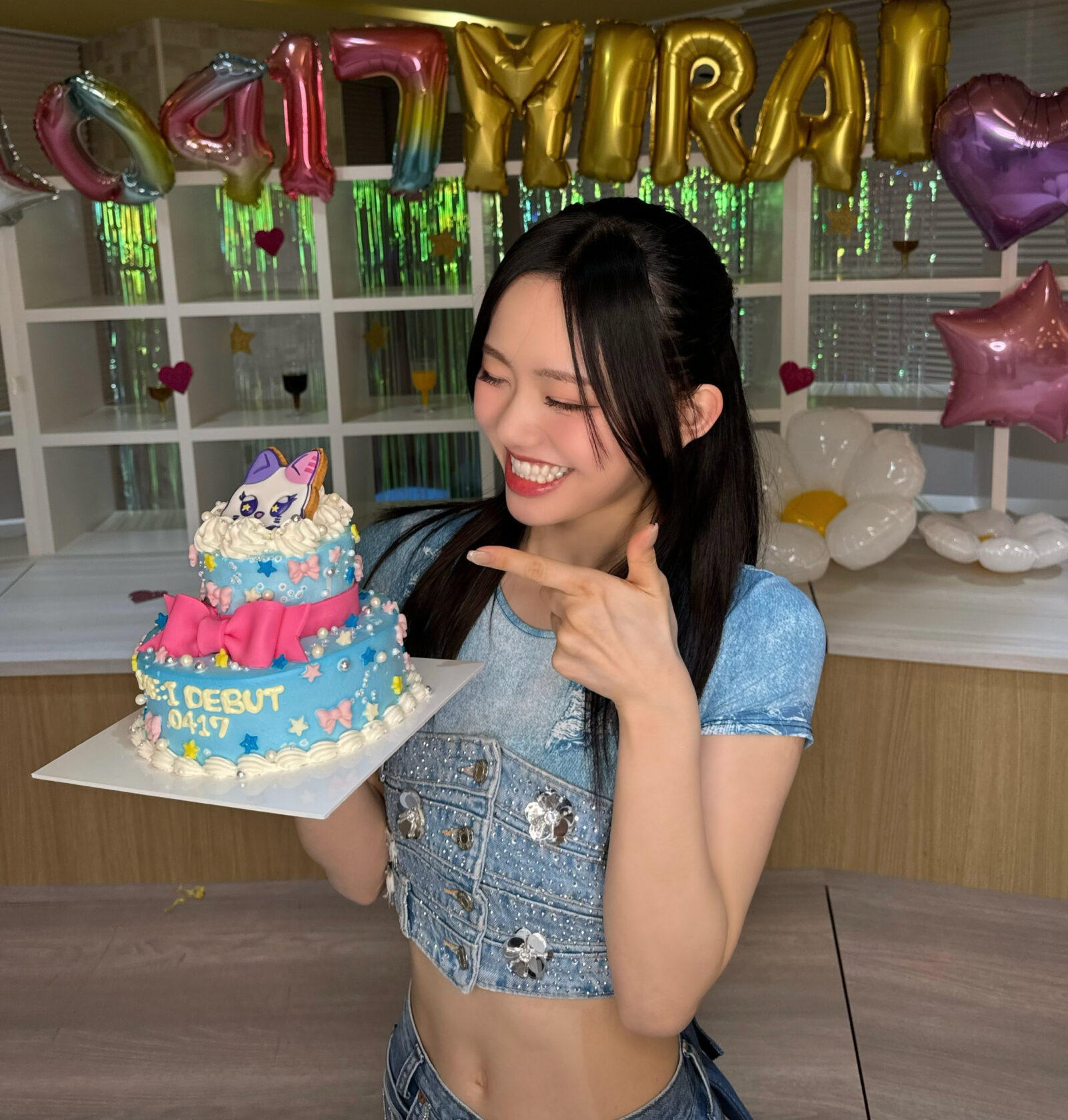 【2025年最新】ME:I (ミーアイ)メンバー人気順ランキング！SNSやチッケムやグッズ状況から調査！